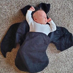 Newborn Baby Swaddle Blanket Black With Lilac Bat Blanket / Spooky Baby ...