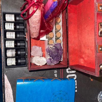 HUGE WITCHCRAFT KIT Witch Alter Sets Wand Kit Witch Kits Potion Kit ...