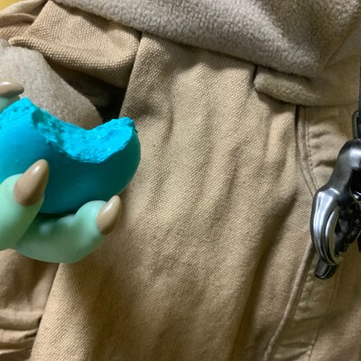 Grogu baby Yoda Space Macarons With Cookie Sleeve Magnetic Resin Cast ...