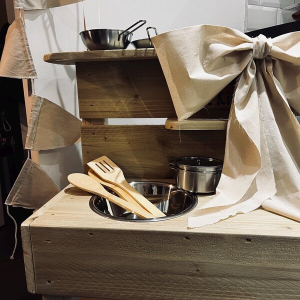 Get Ready for Summer Children’s Quality Personalised Mud Kitchen With ...