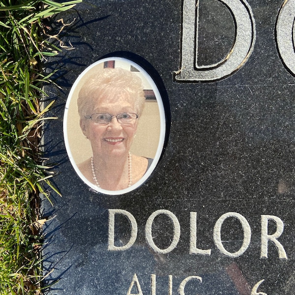 Oval Pictures for Headstones | Ceramic Headstone Photos | Porcelain ...
