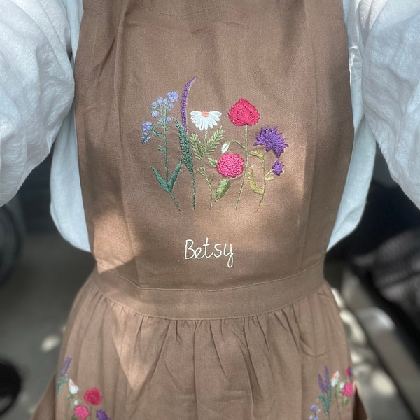 Floral Embroidered Apron for Women, Personalized Hand-embroidered Apron ...