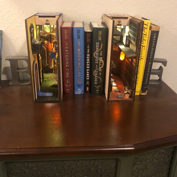 MINIALLEY Italy Booknook Assembled Prebuilt Bookshelf Insert Bookshelf ...