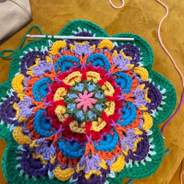 Flower Puddles Mandala Blanket Crochet Pattern - Etsy