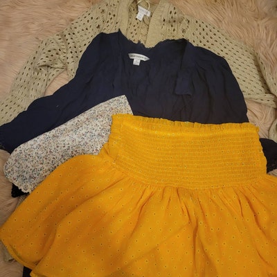 Santorini Summer Curated Clothing Collection // Mamma Mia Mediterranean ...