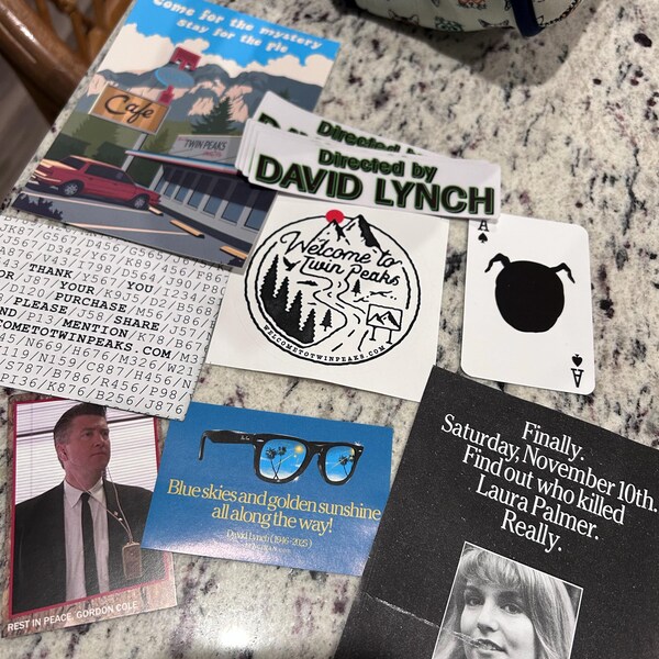 DIRECTED by DAVID LYNCH Stickers 5-pack + Twin Peaks Postcard (free ...