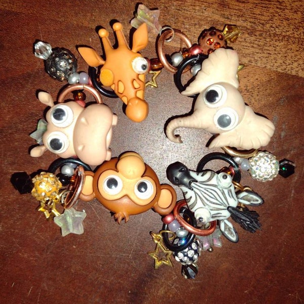 Sponge Bob Keychain/beadiebracelet - Etsy