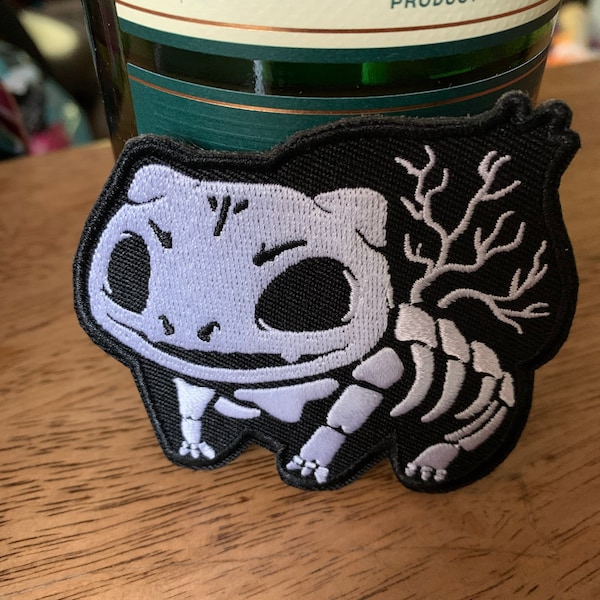 Spooky Bulbasaur Patch - Etsy