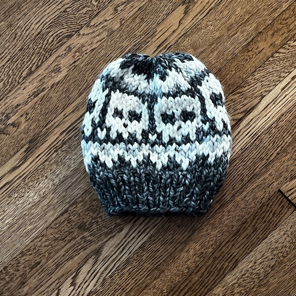 Spooky Skull Beanie Knit Pattern: Fair Isle Hat (instant Download) - Etsy
