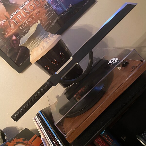 Display Stand for the Apex Predator Helmet / Wearable Airsoft Cyberpunk ...