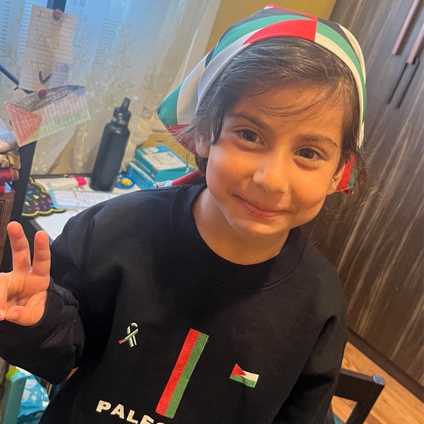 Tatreez Keffiyehs - Palestine - Lebanon - Handmade - Palestine ...