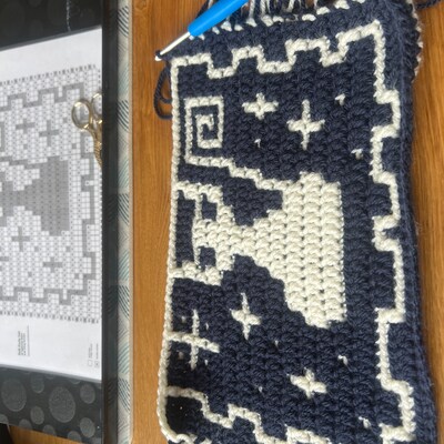 Sos Scarfmania Aliens Mosaic Crochet Pattern Collection - Etsy