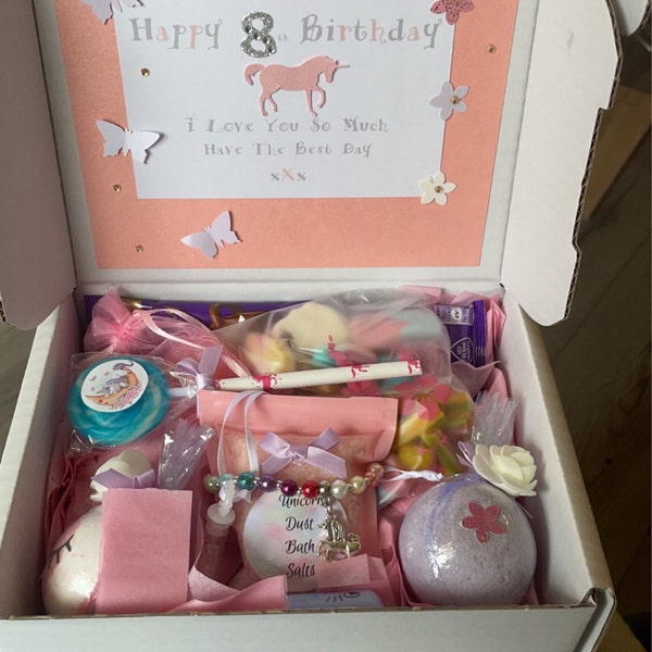 Teenage Pamper Gift Box Relaxation Set /mini Pamper Me/ Teen Queen ...