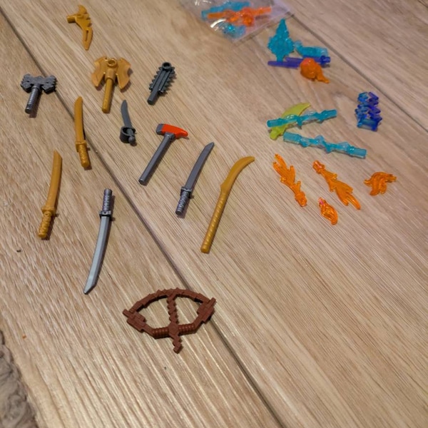 Lego® 2 Minifigures With Accessories Random Assortment Pack, Gift ...