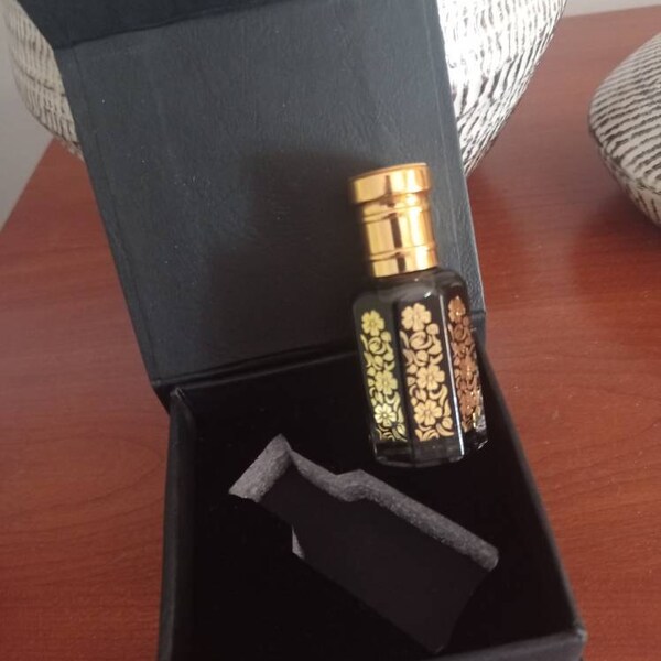 Royal Oud Perfume Oil Concentrated Attar Itr Fragrance 12ml by AL-AUF ...