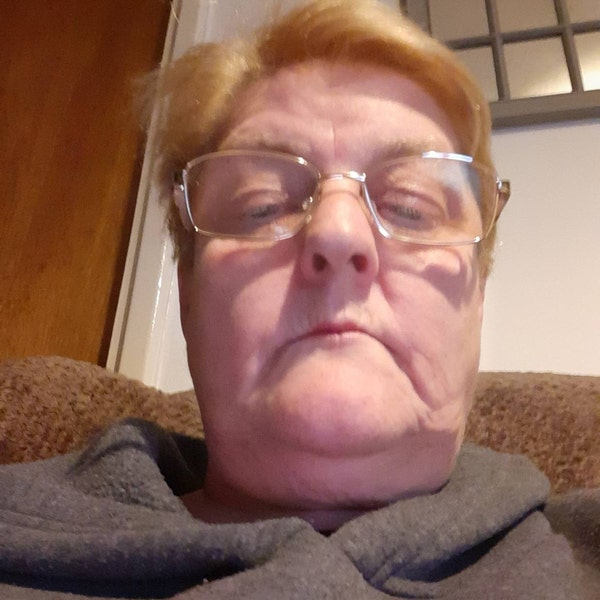 Neon Yellow Color Changer Overlay for Apple iPhone 6 and 6 Plus Logo ...