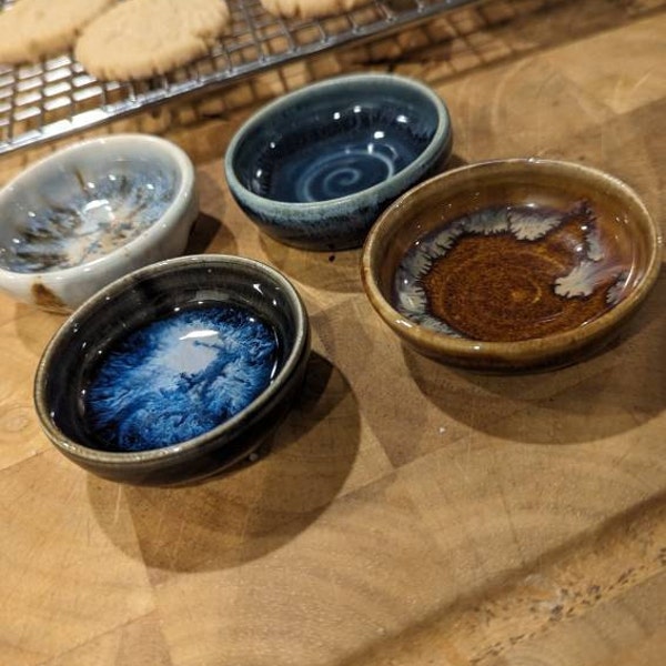 Ring Dish // Extra Small Condiment Bowls // Handmade Tiny Bowls - Etsy