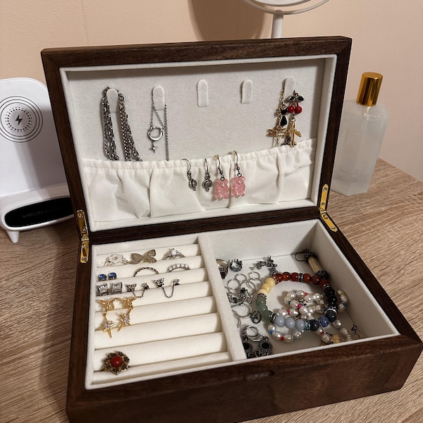 Lockable Walnut Wood Jewellery Box, Large Jewelry Box for Earring ...