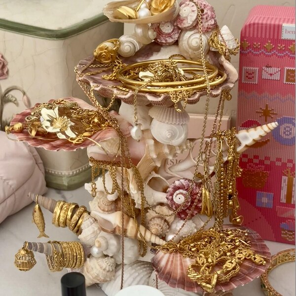 CORAL - Shell Jewelry Holder - Jewellery Display- Beach and Ocean ...