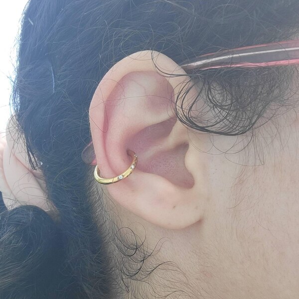 Triple Stack Conch Clicker, Gem Smooth Bead, G23 Titanium Conch, Gold Conch Hoop, Conch Earrings ...