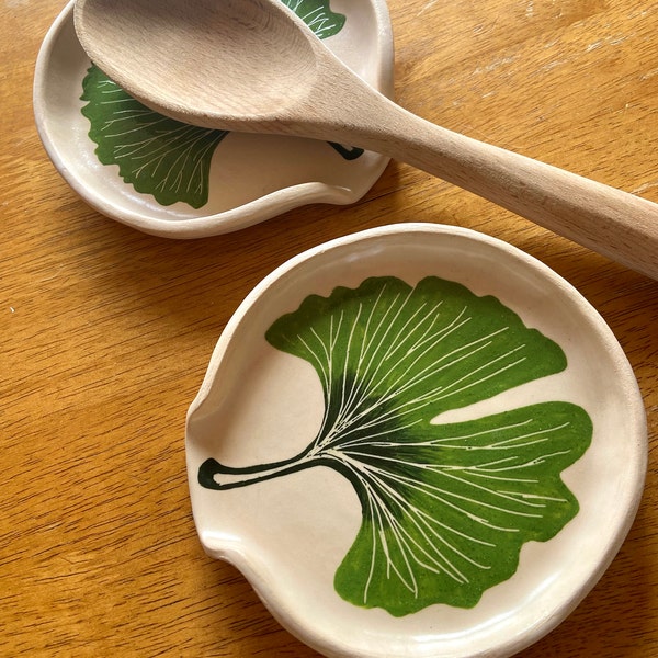 Ceramic Green Leaf Spoon Rest Handpainted Kitchen Ginkgo Biloba Spoon ...