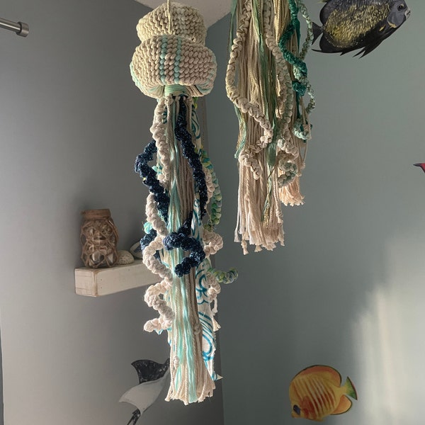 Macrame Hanging Jellyfish, Coastal Sea Creatures Decor, Nautical ...