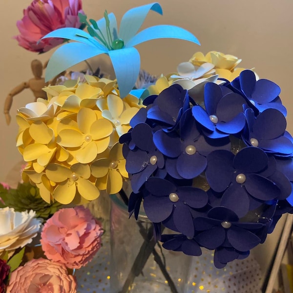 Hydrangea Paper Flower Template: SVG & PDF Cricut File (digital File ...