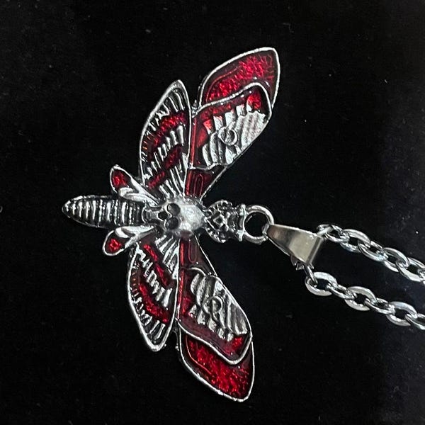 Blood Red Death Moth Head Hawkmoth Gothic Witchy Skull Pendant Silver ...