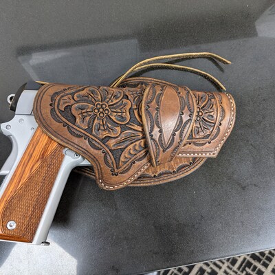 Tombstone Johnny Ringo Old West Leather Cowboy Holster and Belt Rig ...