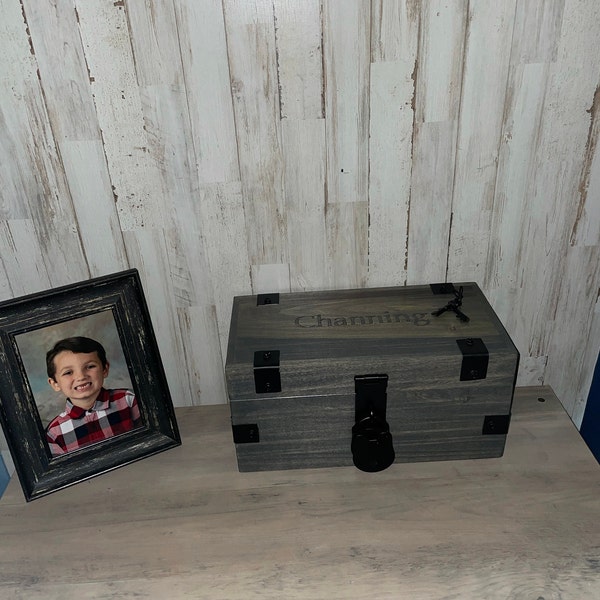 Personalized Wooden Treasure Chest: Lockable Memory Box With Laser ...