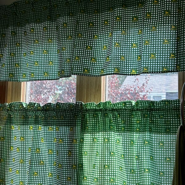 Table Cloth Made From Coca Cola Material. Red White 6 Foot Picnic Table ...