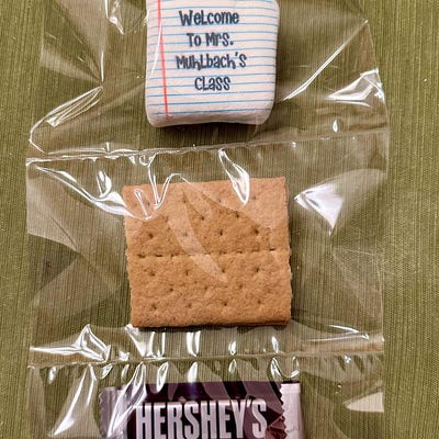 Round US Flag Svg, Circle American Flag Vector Cut File Silhouette ...