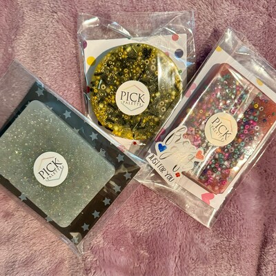 Picking Popping Fidget Pick Palette Toy Black and Yellow Texture to ...