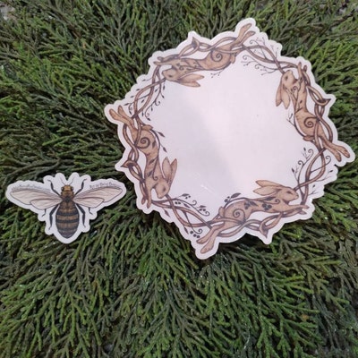 Farmhouse Woodburned Spoons Hand Burned Pyrography Designs Honeybee ...