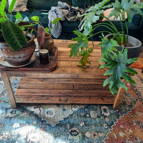 Reclaimed Wood Coffee Table: Rustic Pallet Wood, Upcycled Vintage Look ...