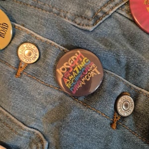 A 38mm Frozen Badge - Etsy