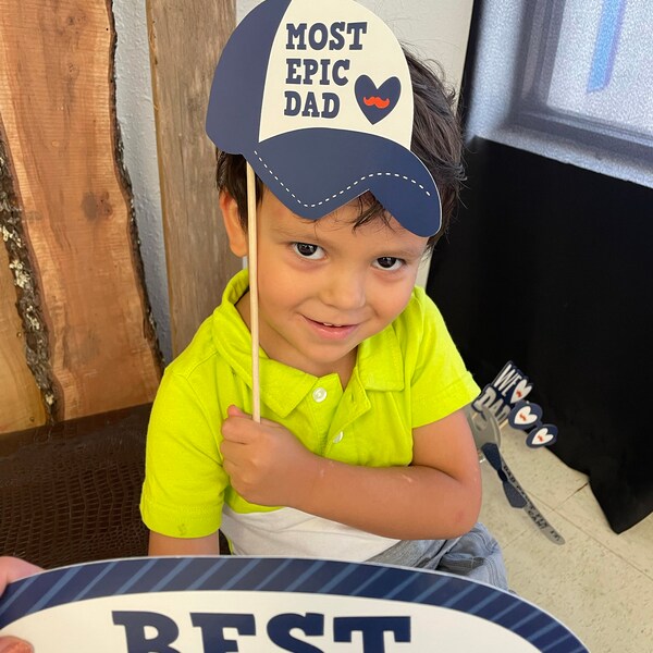 Happy Father's Day - We Love Dad Party Photo Booth Props Kit - 20 Count ...