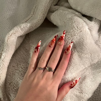 MARY Bloody Set Luxury Press on Nails Glue on Nails Press on Nails Fake ...