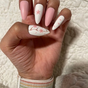 Sakura Cherry Blossom Press on Nails, Spring Nails, Japanese Nails ...