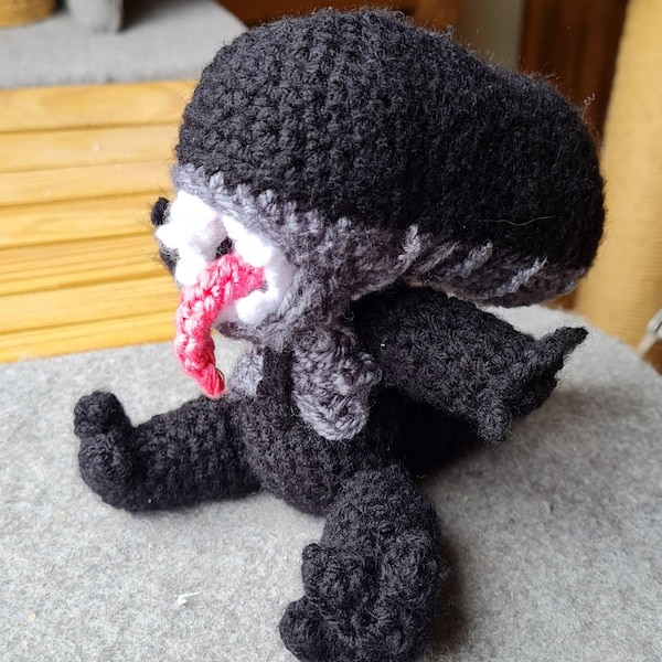 Crochet PATTERN Lil'xeno | Cute and Little Scary Amigurumi Alien From ...