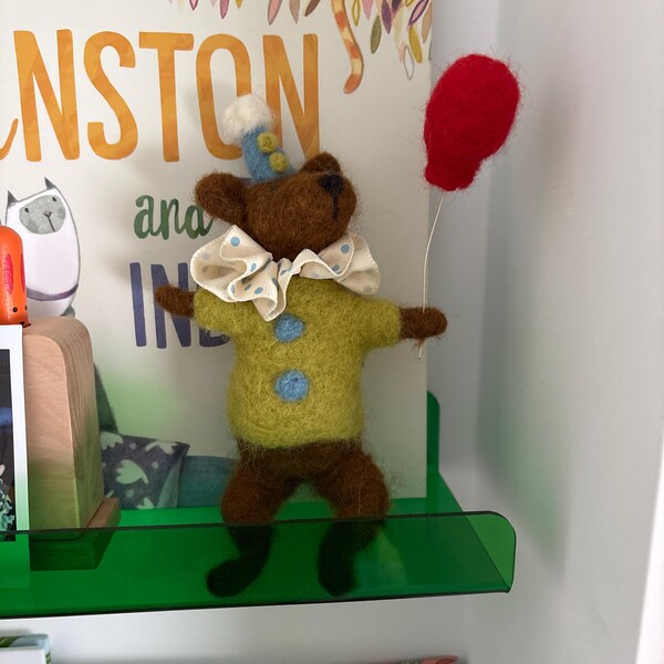 Felt and Dandy Dancing Bear Needle Felting Kit - Etsy
