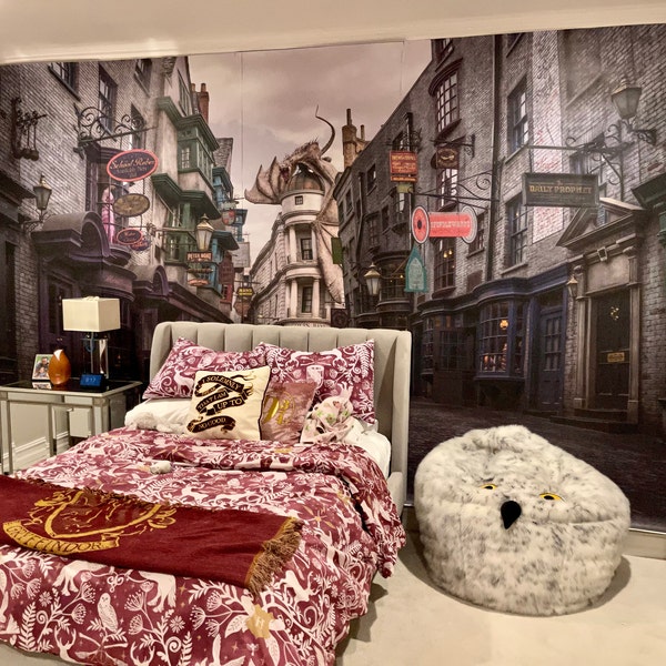 Wizard World Wallpaper Mural / Wizarding Alley Wallpaper / Magic Street ...