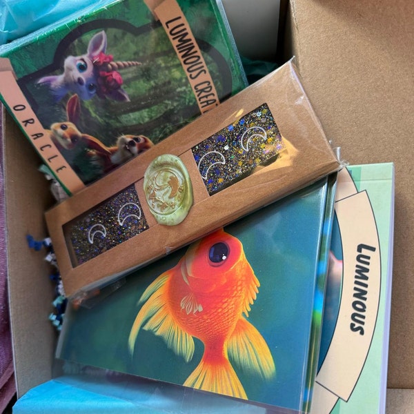 Spirit Animal Oracle | Luminous Creatures Deck | Adorable Vibrant ...