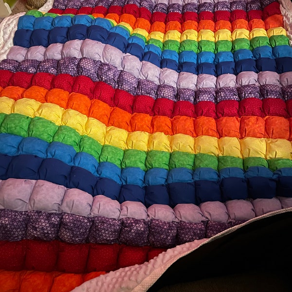 Choose Your Color Palette Variegated Puff Quilt - Twin Comforter ...