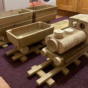 Wooden Planter Train / Decorative Garden Ornament - Etsy UK