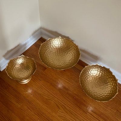 Diwali Gift Iron Lotus Diya Urli Set/urli With Stand/urli With Bowl ...