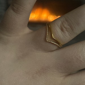 Curve Ring Set by Caitlynminimalist Set of 2: Diamond Chevron Ring ...