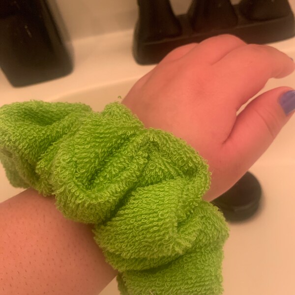 Oversized Towel Scrunchie for Wet Hair, Soft Large Terry Cloth ...