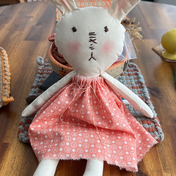 Primitive Bunny Cloth Doll Pattern, Primitive Grungy Bunnies Pattern ...