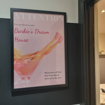 Magazine Cut-outs Collage Digital Wall Art/poster - Etsy